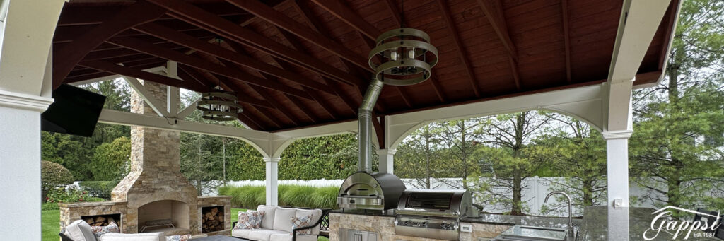 Pavilion Outdoor Kitchen with a Pizza Oven